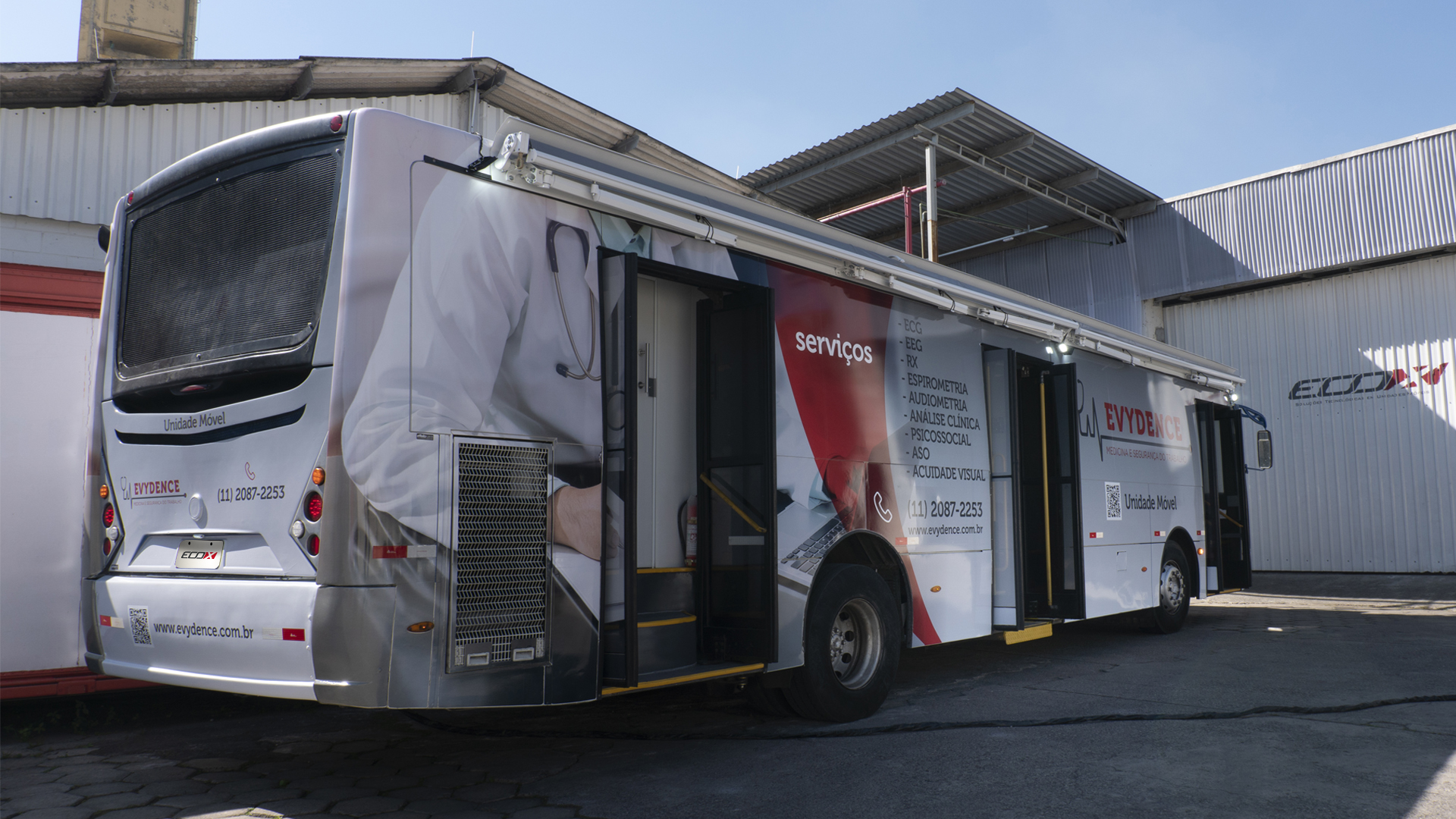 Ônibus Urbanos Em Unidades Móveis De Medicina Ocupacional Eco Xeco X